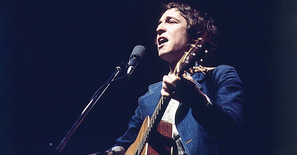 A mano a mano: testo, significato e la vera storia della canzone ...