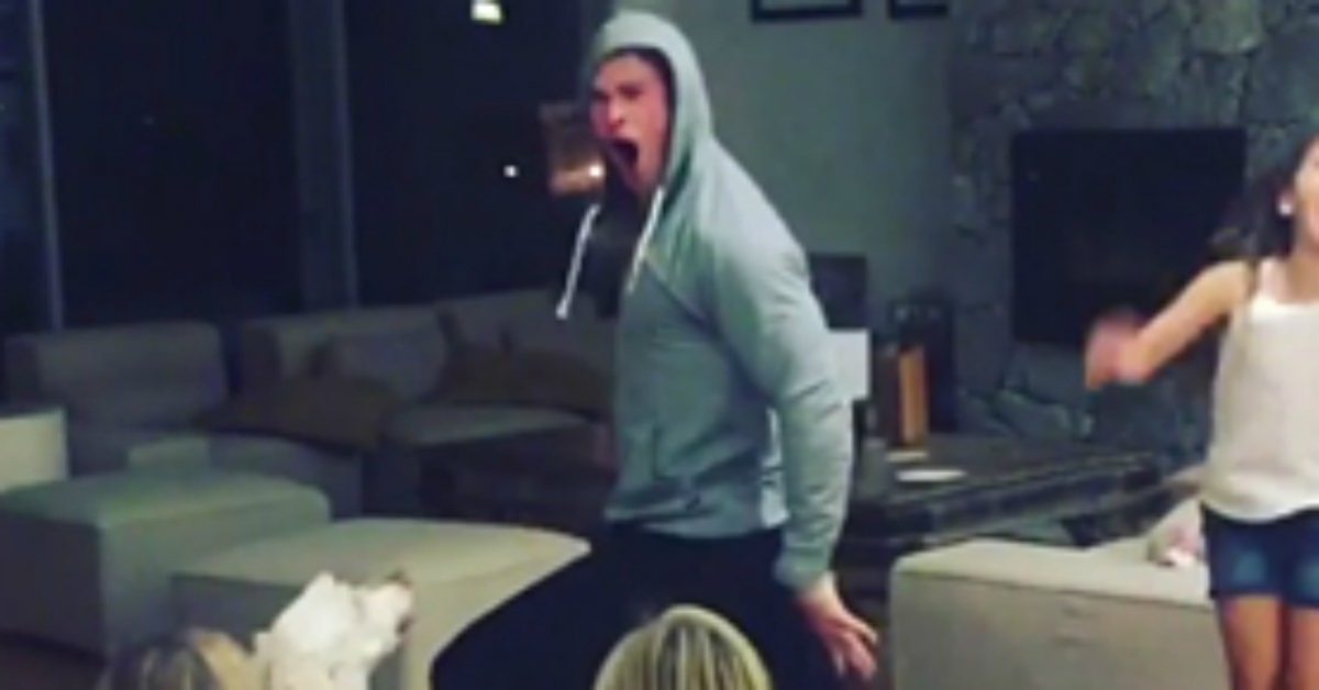 Chris Hemsworth come la cognata Miley Cyrus, scatenato sulle note di ...