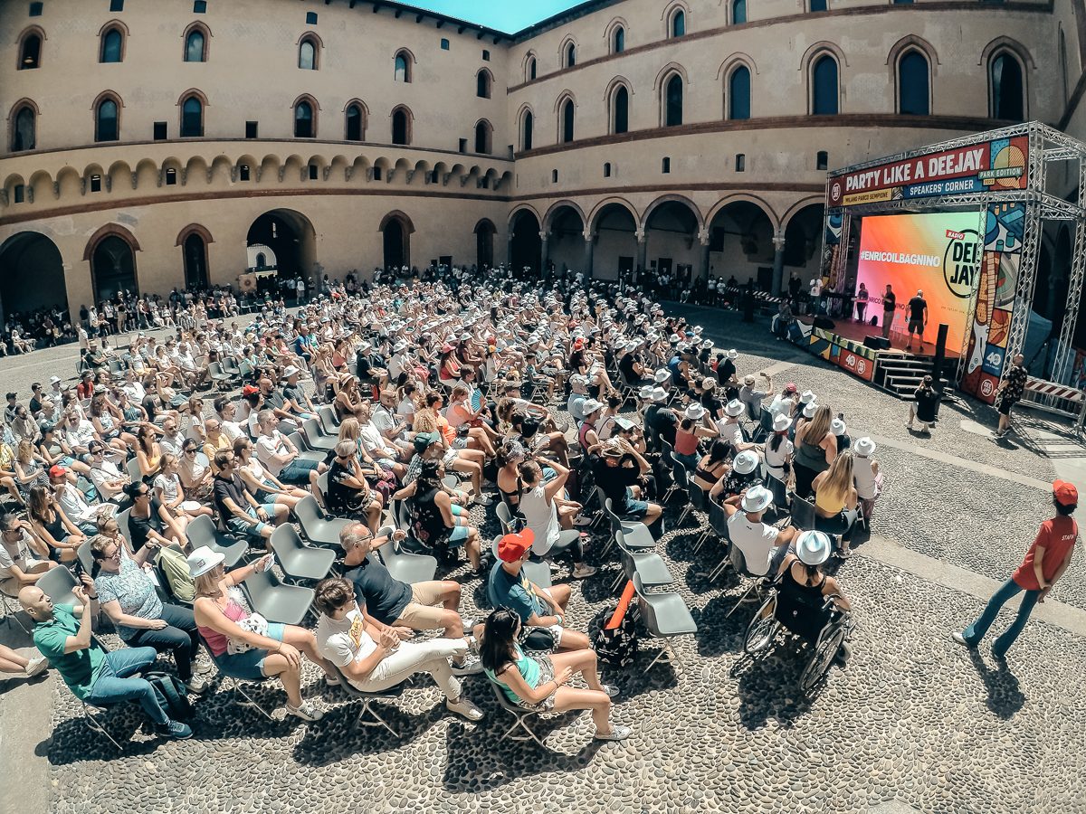 Cosa significa Ieses La Dud del Trio Medusa | Radio Deejay