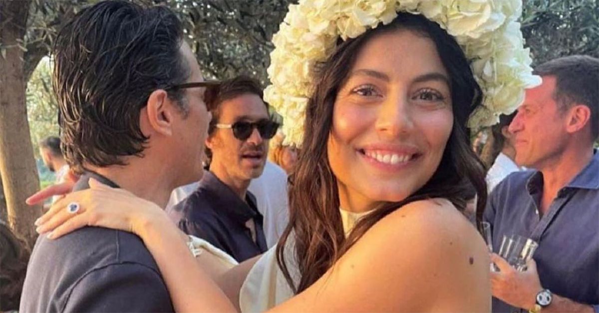Alessandra Mastronardi: matrimonio con Gianpaolo Sannino. Video | Radio ...