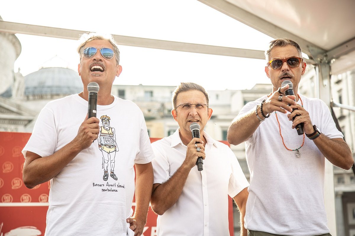 Deejay Ten Napoli 2023: video ufficiale e foto | Radio Deejay