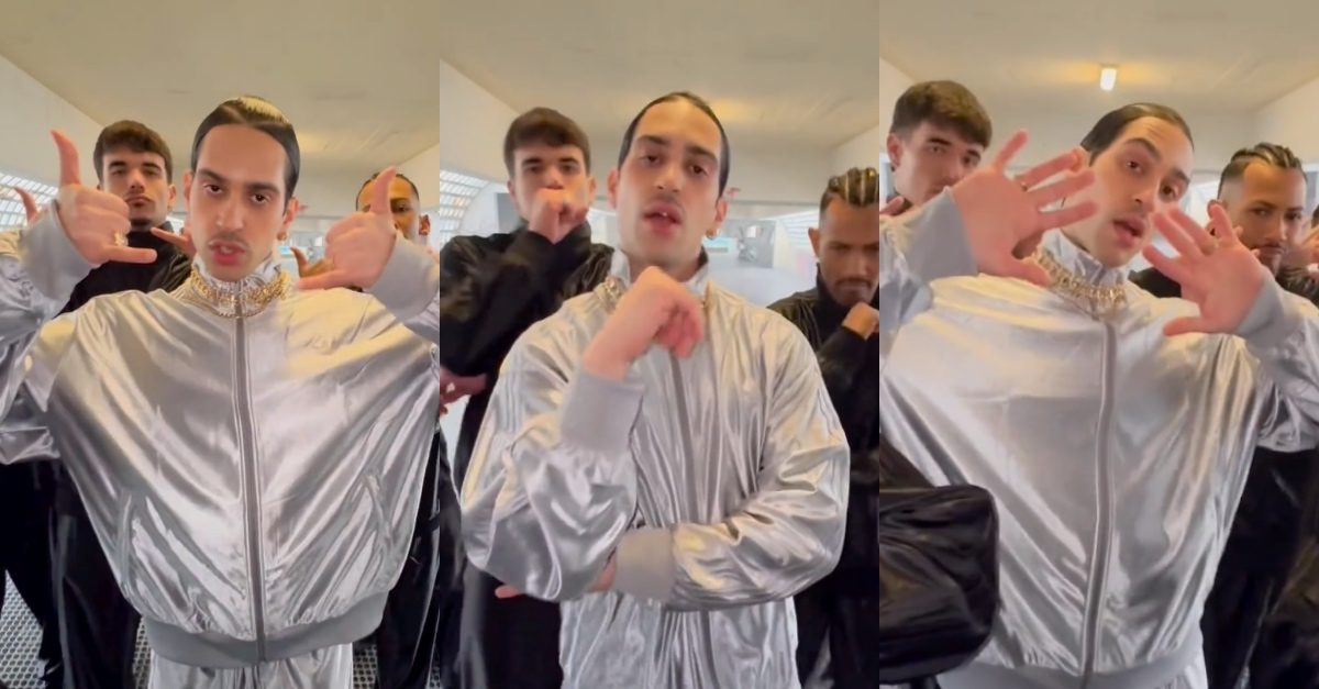 Tuta gold balletto: il tutorial di Mahmood | Radio Deejay
