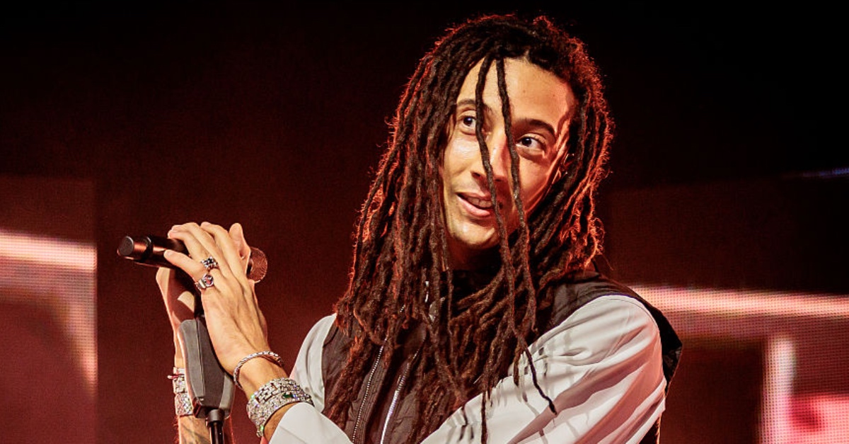 Ghali, Basta: testo, significato | Radio Deejay